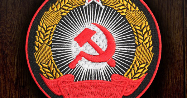 Patch soviétique à coudre avec marteau et faucille étoile rouge de l'URSS