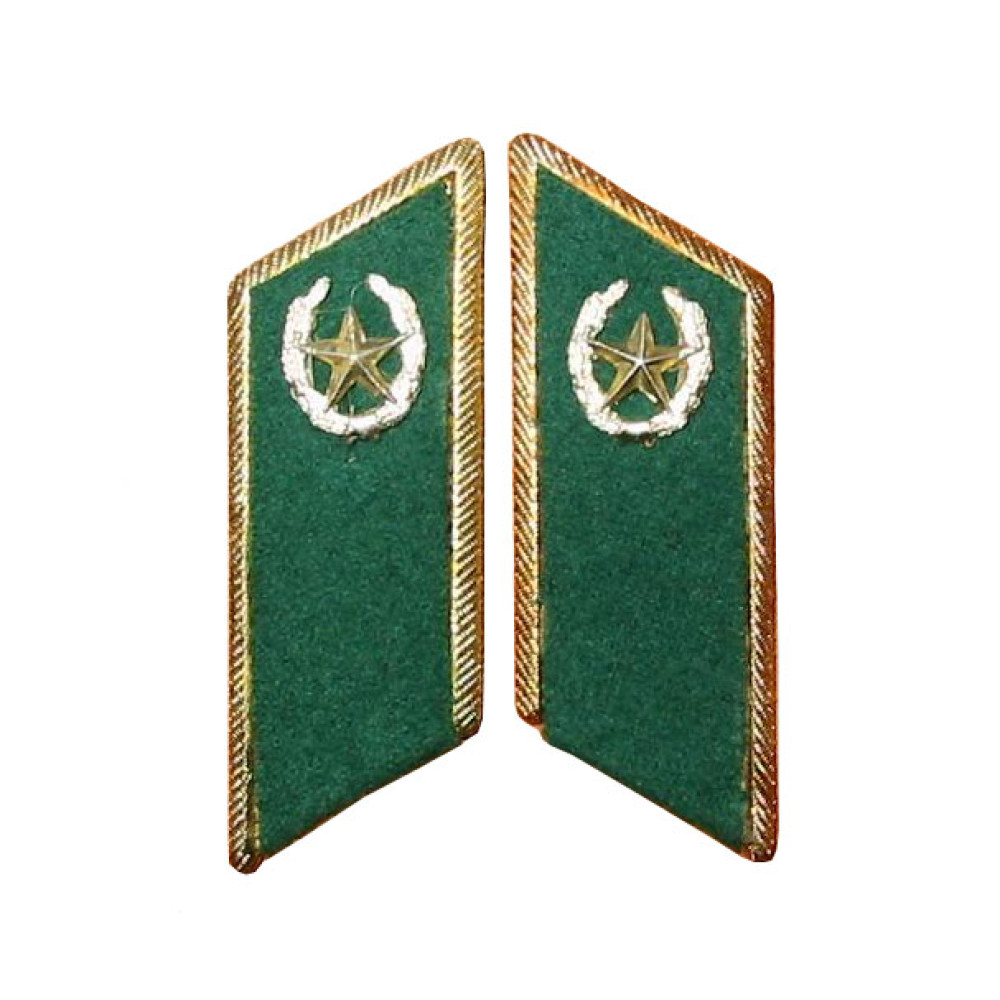 Soviet army border guards green metal collar tabs - Soviet Power
